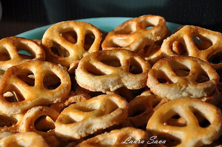 Covrigei | Retete culinare cu Laura Sava - Cele mai bune retete pentru ...