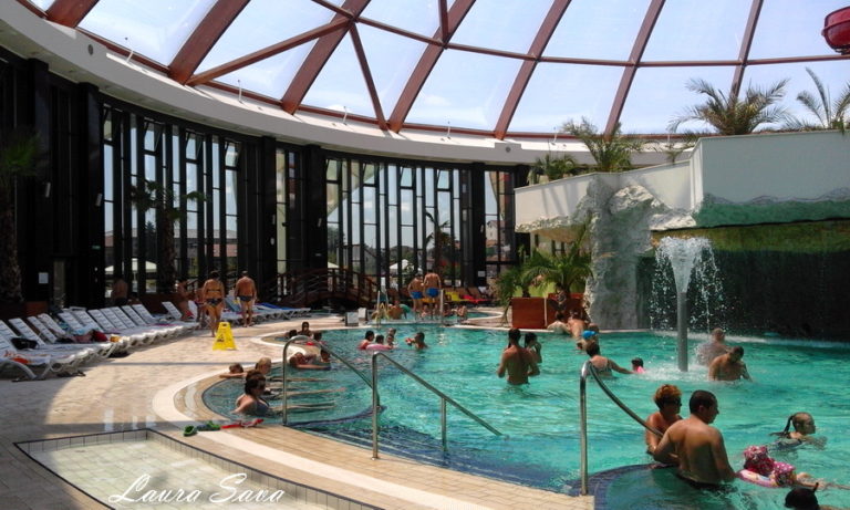 Aquapark Nymphaea Oradea | Retete culinare cu Laura Sava - Cele mai ...