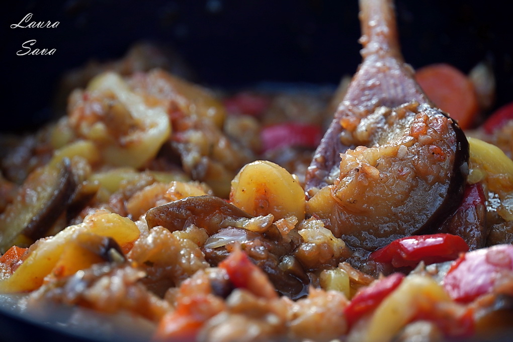 Briam-legume la cuptor | Retete culinare cu Laura Sava - Cele mai bune ...